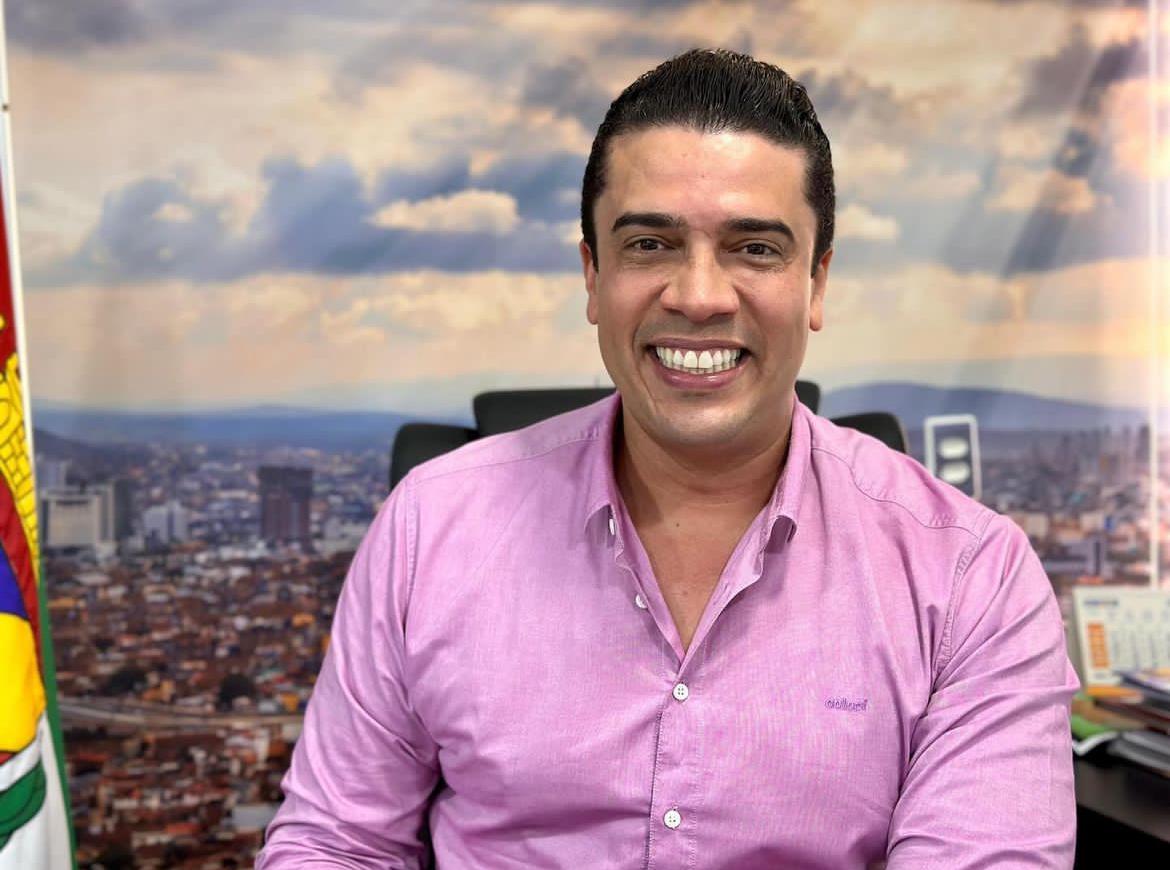 Rodrigo Pinheiro presenteia os caruaruenses com uma série de entregas ...